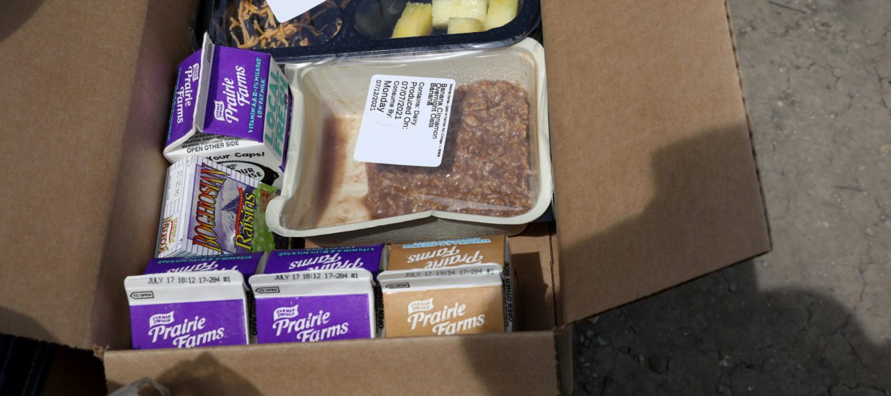 'Feeding the kids of the neighborhood': Lunch Bus provides summer meals ...