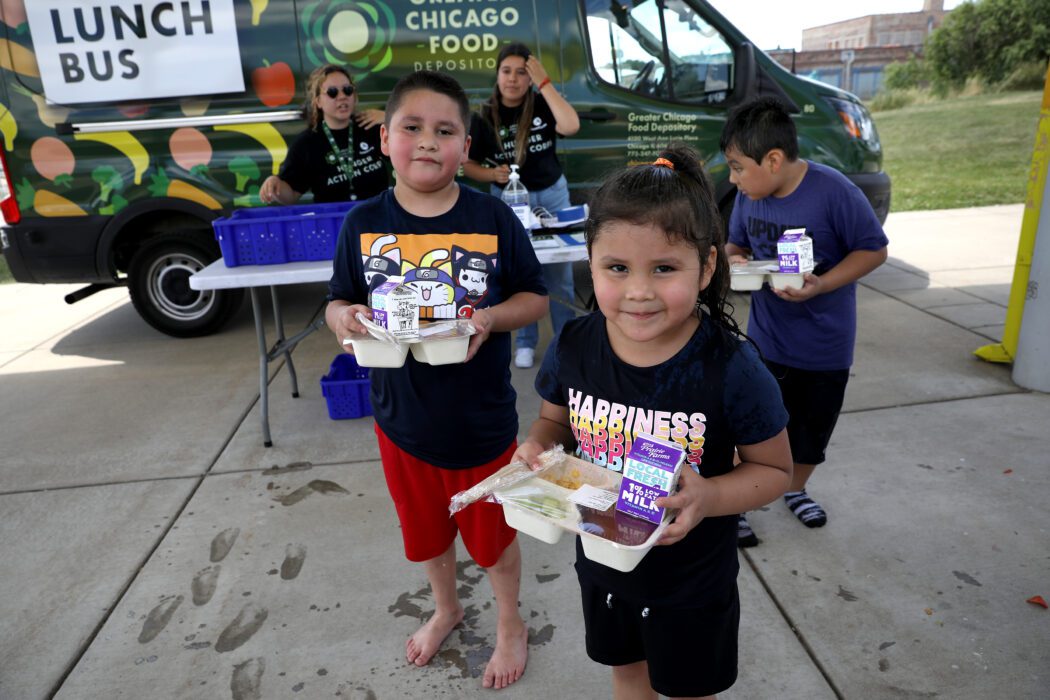 Lunch Bus Nourishes Kids | Greater Chicago Food Depository