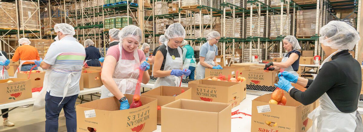 Help End Hunger in Chicago | Greater Chicago Food Depositor