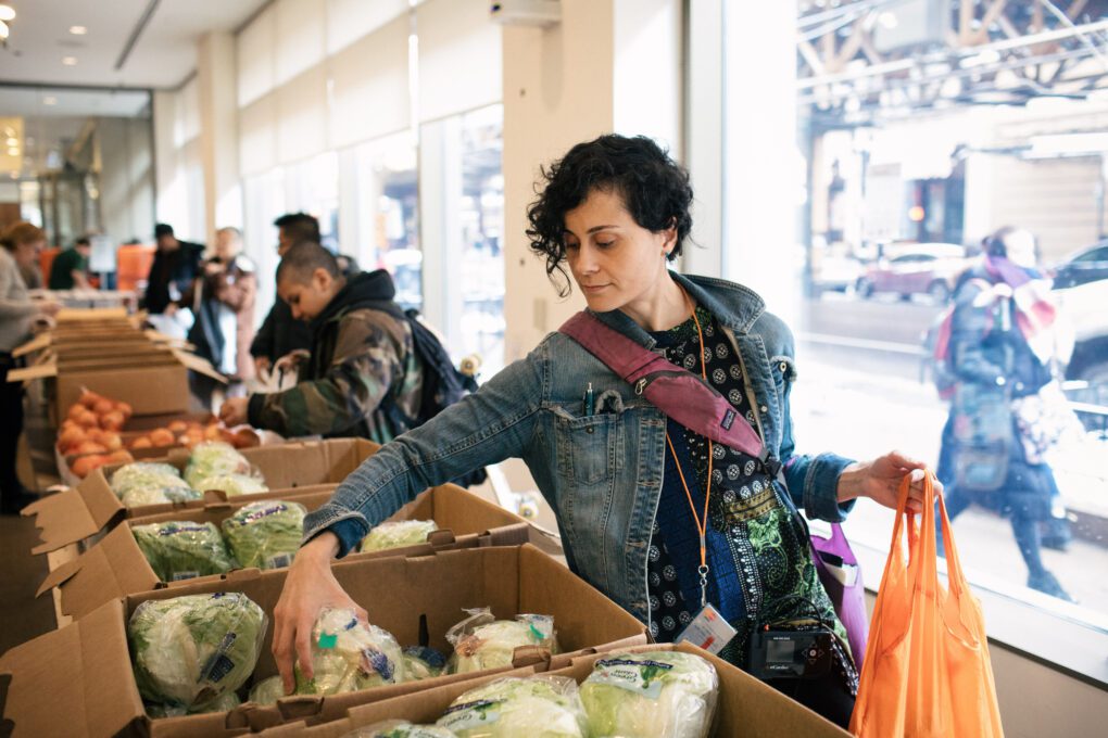 Helping college students thrive through food access | Greater Chicago ...
